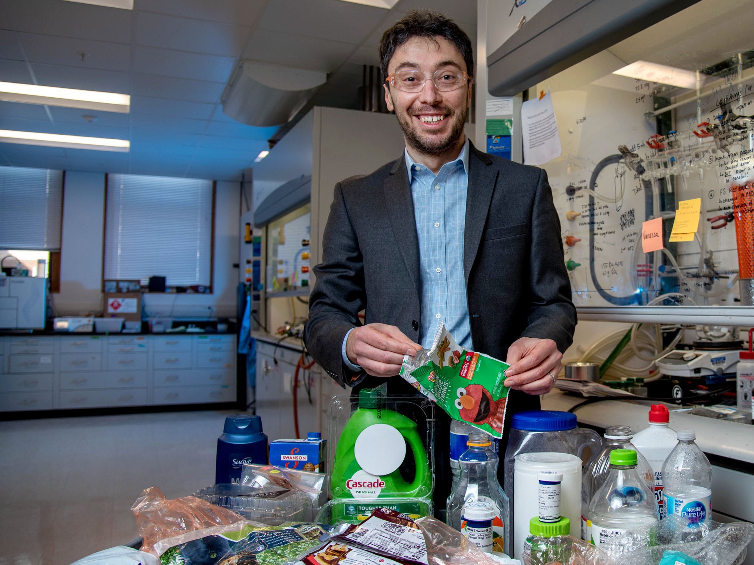Scientists crack upcycling plastics to reduce greenhouse gas emissions ...
